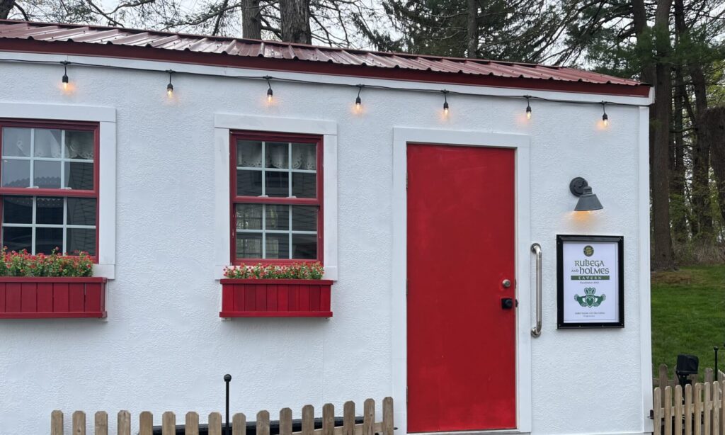 Tiny Pubs – Let the good times roll